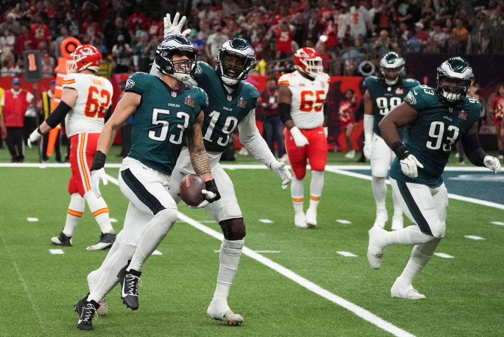 Eagles deny Chiefs Super Bowl 2025 "three-peat" with dominant win. Here are the game highlights.