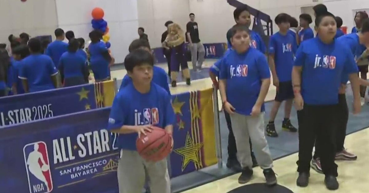 Bay Area students attend NBA Crossover All-Star Weekend fan experience ...