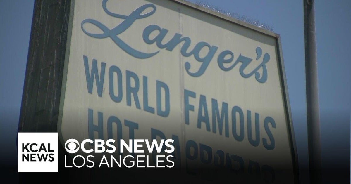 Langer’s Deli adds egg surcharge amid bird flu, inflation impacts - CBS ...