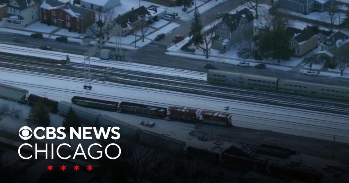 Extreme cold, freight train accident cause delays on 4 Metra lines ...