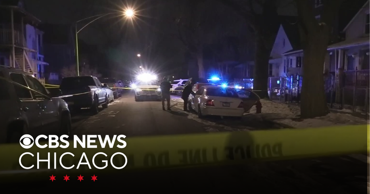 3 people shot in West Pullman - CBS Chicago