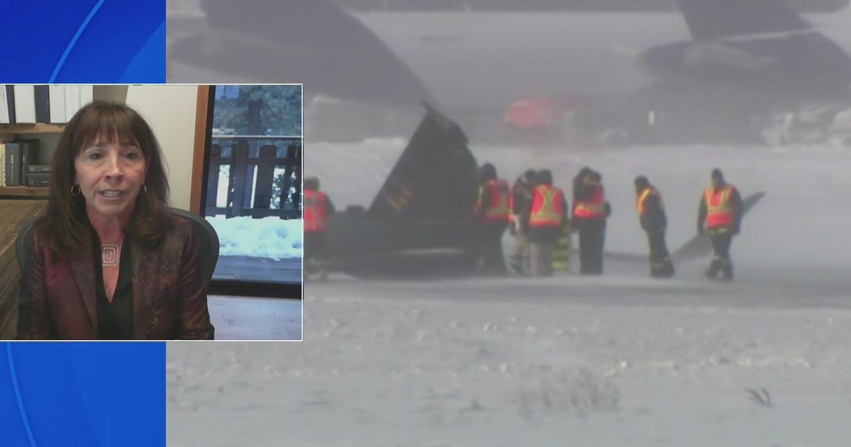 Aviation expert talks about Delta plane crash in Toronto - CBS San ...