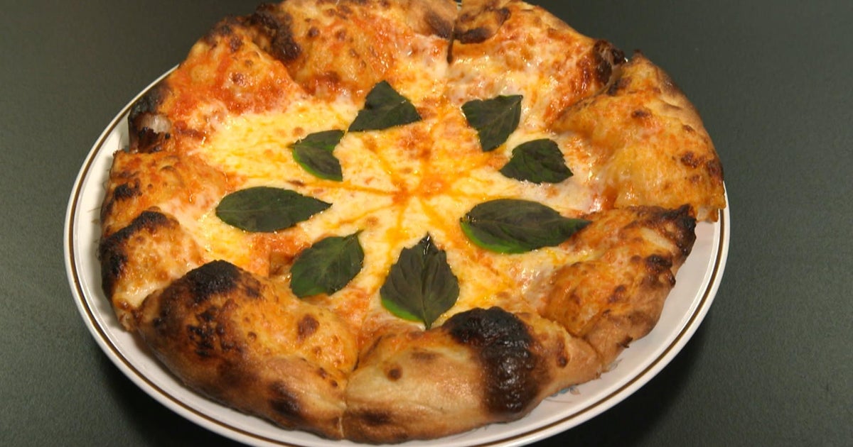 Bon Appétit unveils best 8 pizza restaurants - CBS News