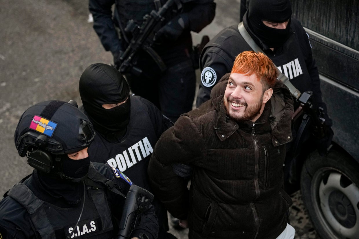 Notorious fugitive known as "The Fly" arrested after deadly prison ...