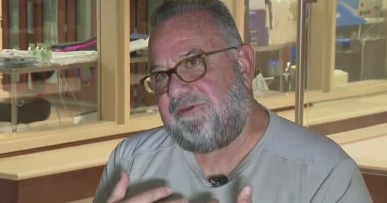 Smartwatch alerts Florida man to dangerous heart condition - CBS Miami