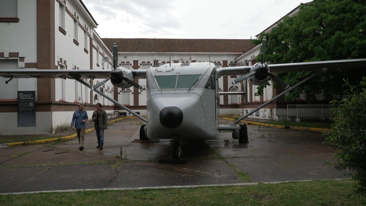 How a small plane, once used by Argentine military to throw citizens to ...