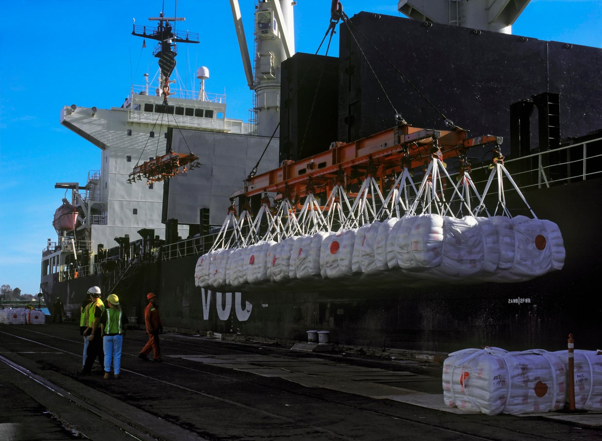 Trump's tariffs on Canada, China and Mexico draw quick retaliation, as ...