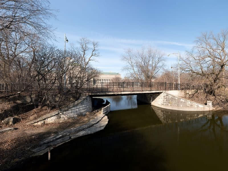 Historic downtown Chicago building, Jackson Park bridge make ...