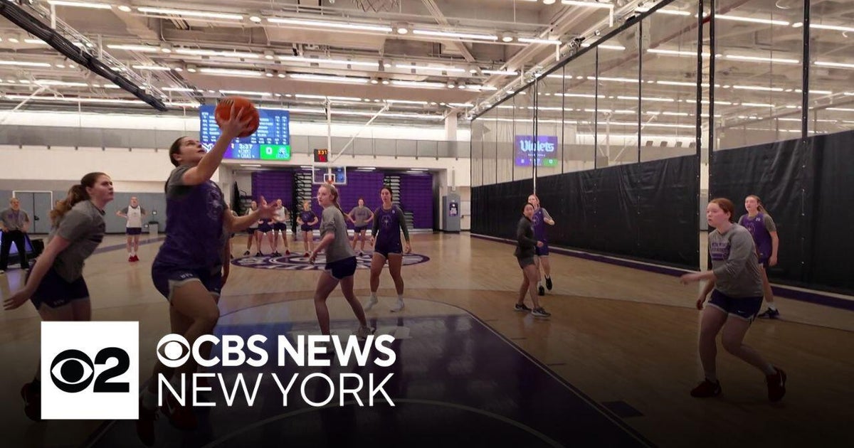 NYU men's and women's basketball teams both ranked No. 1 in their ...