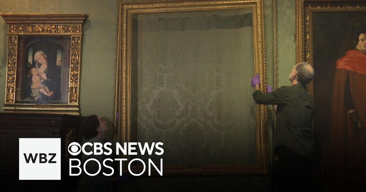 35 years after heist, empty frames hang in Boston's Isabella Stewart ...