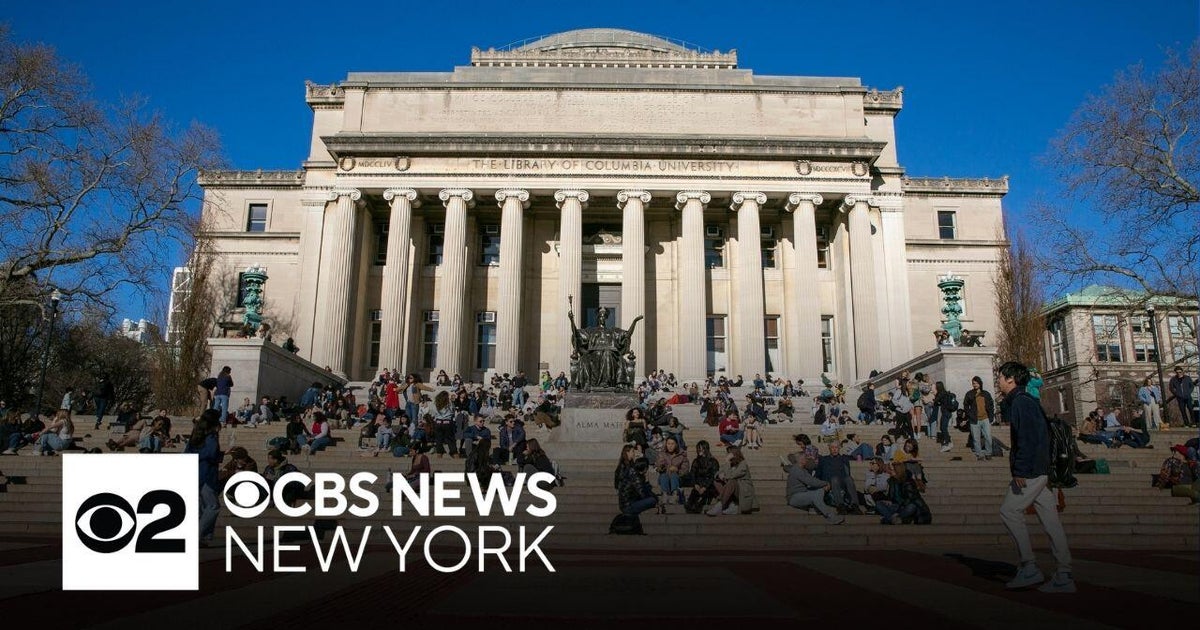 Columbia University dorm rooms searched by DHS agents - CBS New York