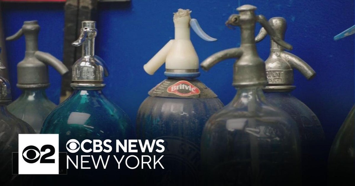 "Good seltzer should hurt" | Uniquely New York with Rachel Holt - CBS ...