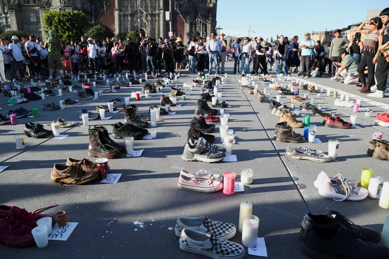 Discovery of bones and shoes at suspected cartel "extermination center ...