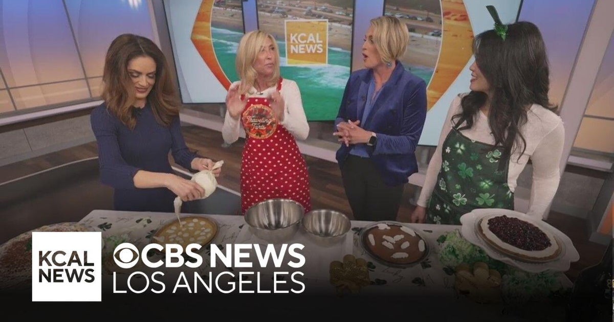Celebrating Pi Day with treats from Traveling Tarts - CBS Los Angeles