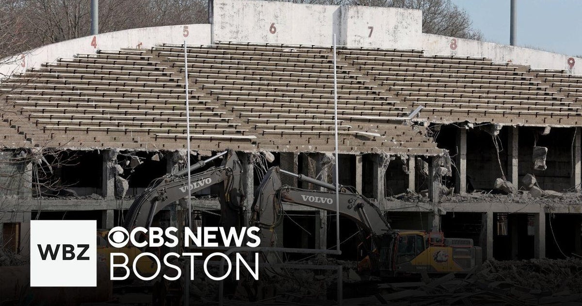 Boston judge hears arguments over White Stadium renovations - CBS Boston