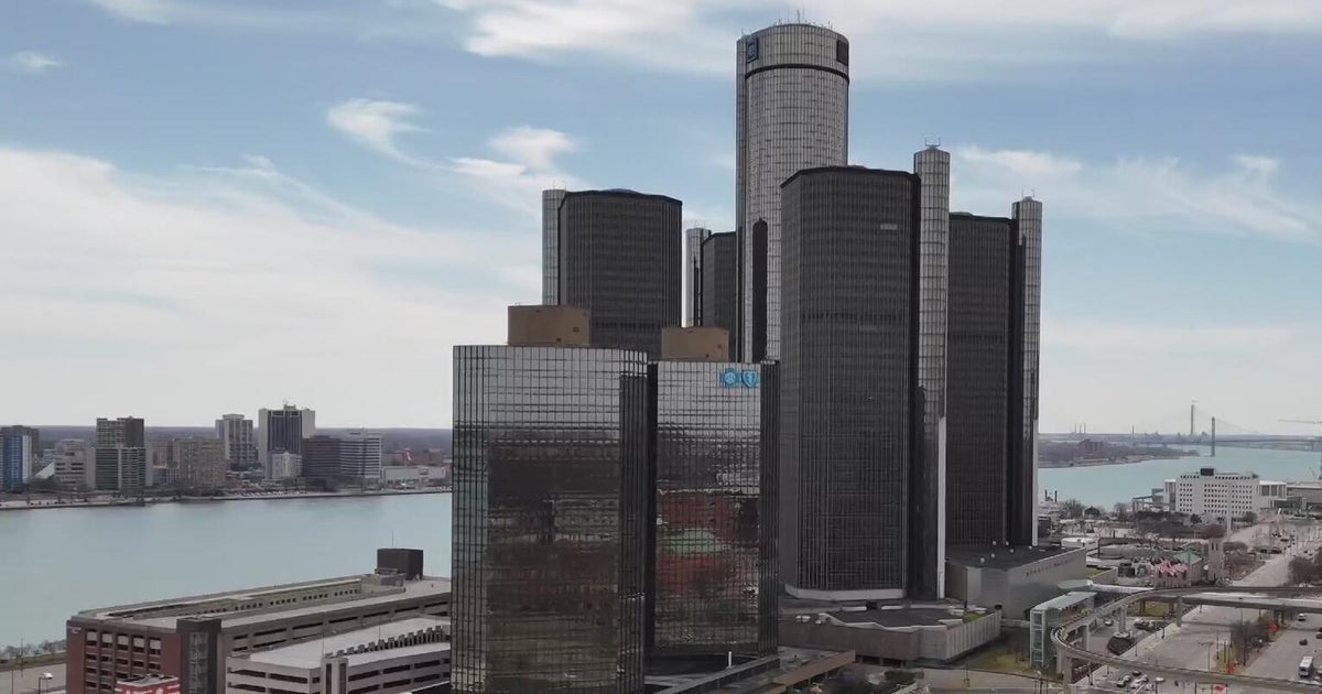 Detroit's iconic Renaissance Center office building on the auction ...