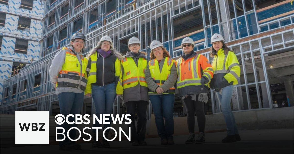 How women got into the construction field in Boston - CBS Boston