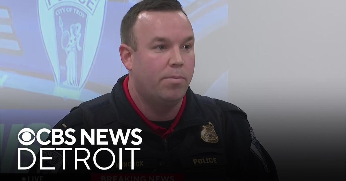 Police update on Corewell Health shooting in Troy; suspect still on the ...