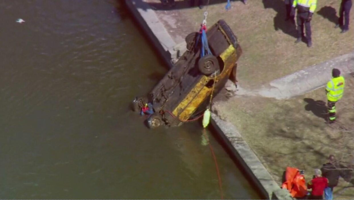 Skeletal remains found in car pulled from Fox River that belonged to ...