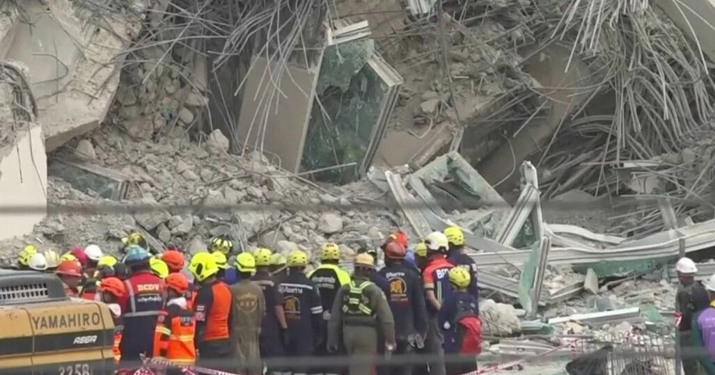Death toll climbs past 1,600 people following 7.7-magnitude earthquake ...