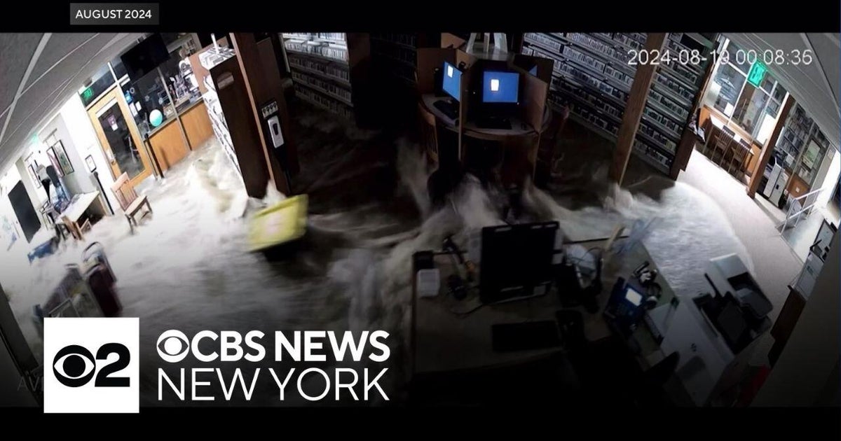 Smithtown Library plans reopening after massive flood - CBS New York