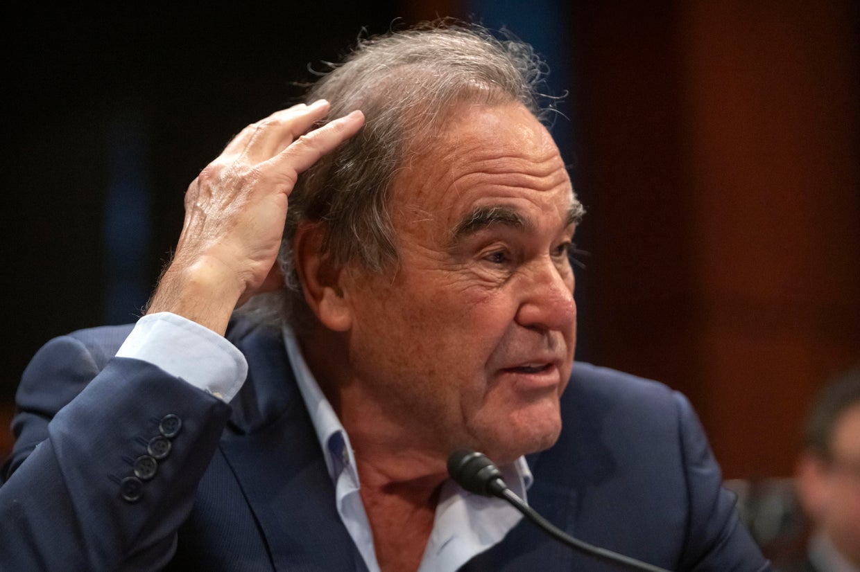 "JFK" director Oliver Stone tells Congress to reinvestigate 1963 ...