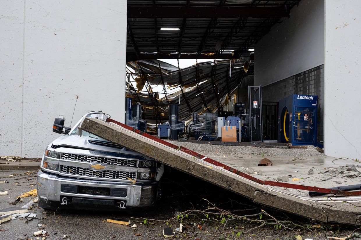 Tornadoes and violent winds cause deadly damage in South and Midwest ...