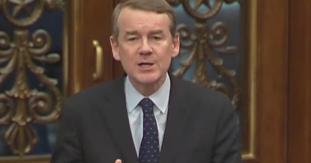 Sen. Michael Bennet announces campaign for governor of Colorado - CBS ...