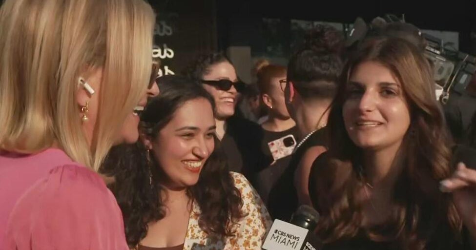 Joe Jonas teases major announcement at Miami bakery - CBS Miami