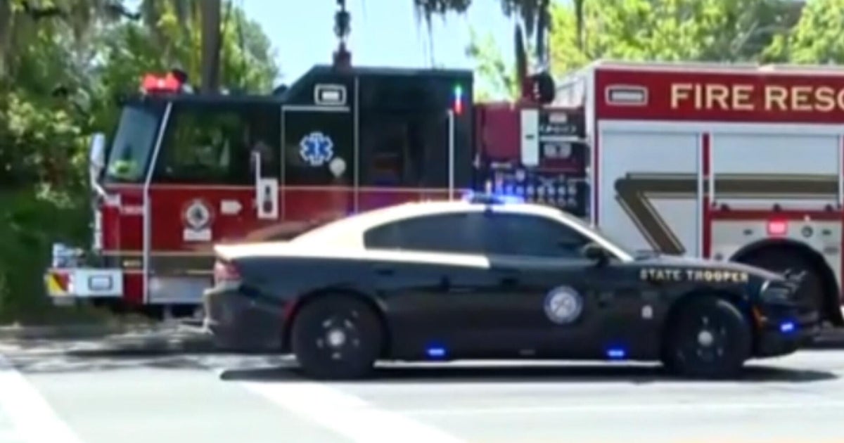 Former FBI executive assistant director on FSU shooting - CBS News
