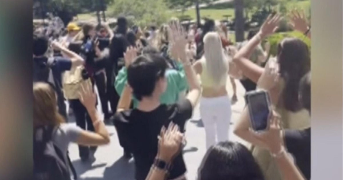 Trump comments on FSU shooting, students describe scene - CBS News