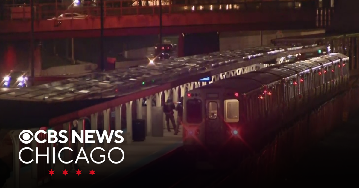 Person hospitalized after being shot on CTA Blue Line train - CBS Chicago