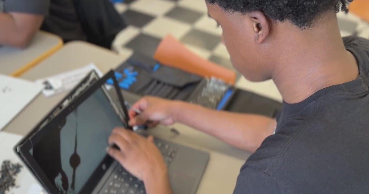 McClymonds students give tech support to the Oakland Unified School ...