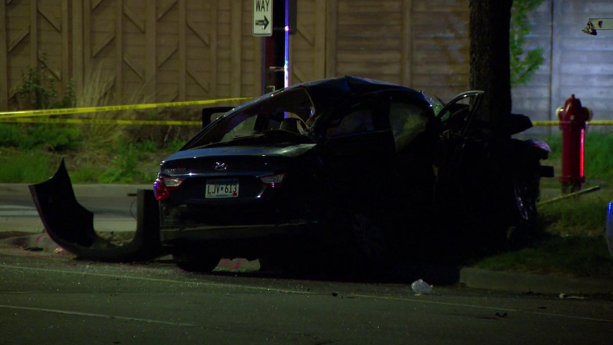 2 boys hospitalized after south Minneapolis crash - CBS Minnesota