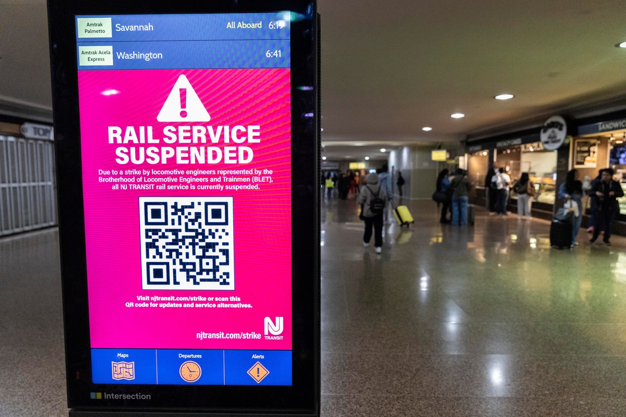 NJ Transit strike halts trains statewide, as engineers take to picket ...