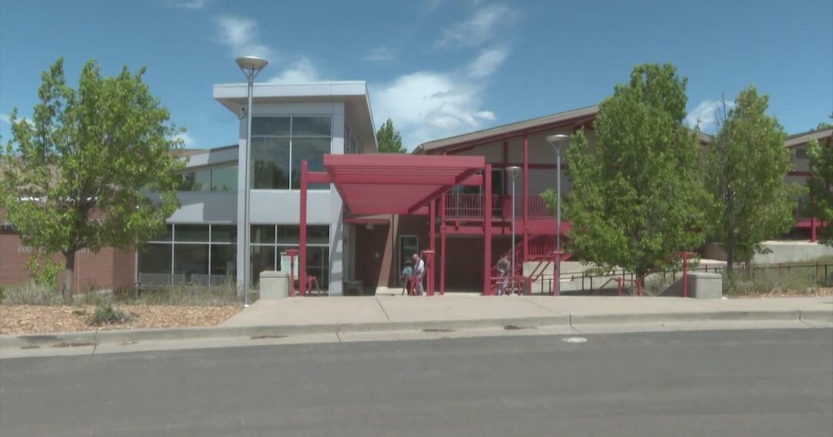 Aurora's first recreation center to close after 55 years - CBS Colorado