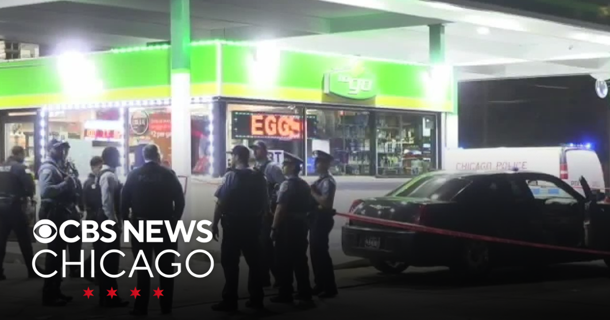 Man charged with murder in gas station shooting on Chicago's South Side ...