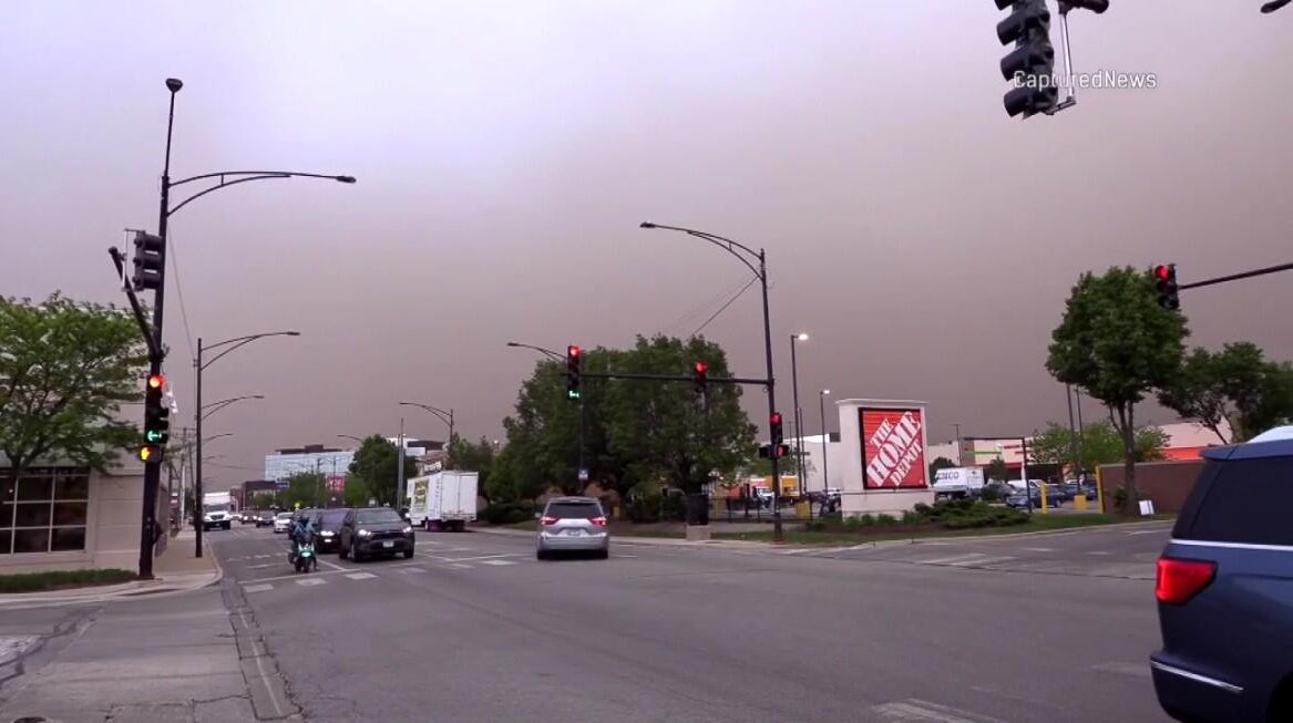 See the moment a dust storm blanketed Chicago; "It's like something out ...