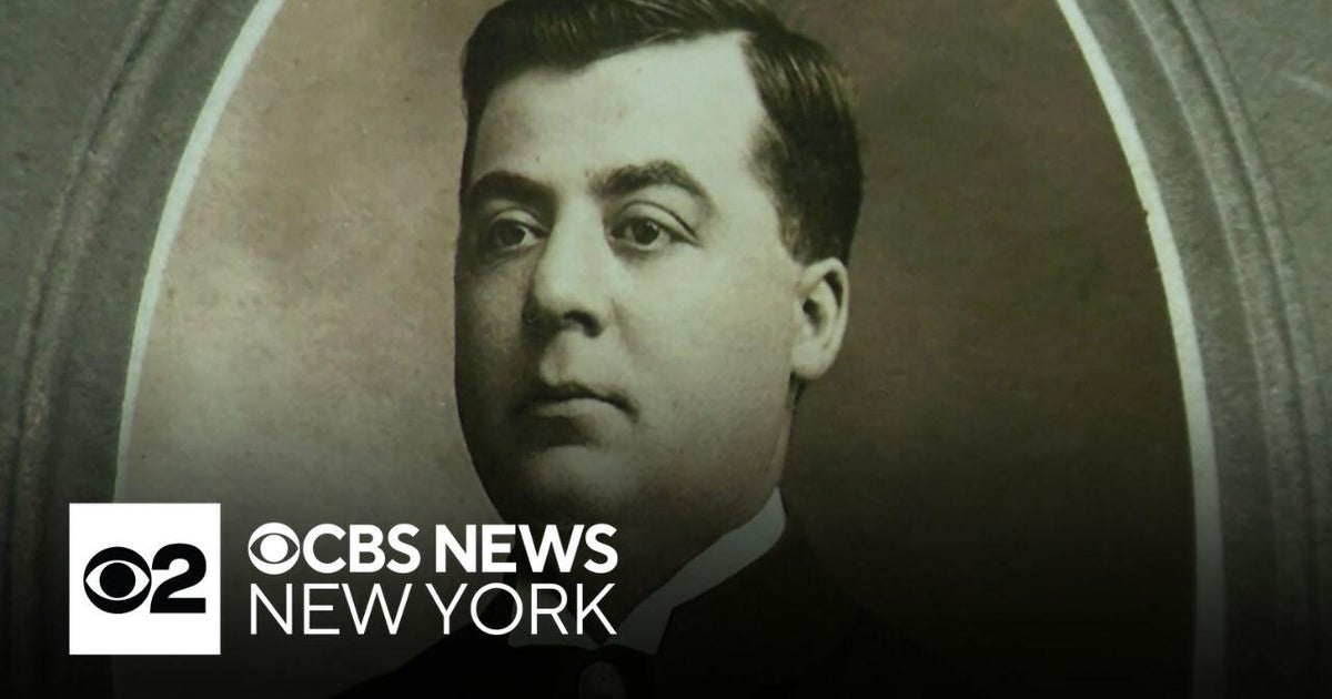 NYPD detective honored nearly a century after his death - CBS New York