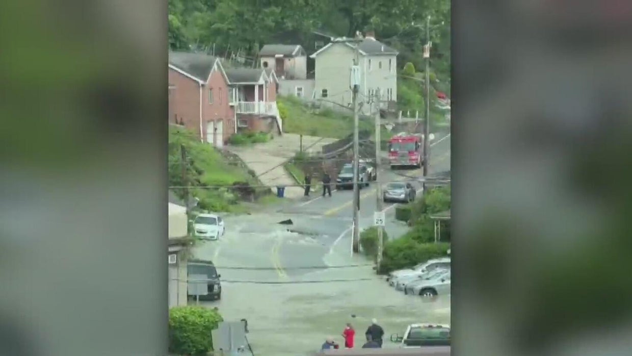 Large water main break floods street in Pittsburgh's Banksville ...