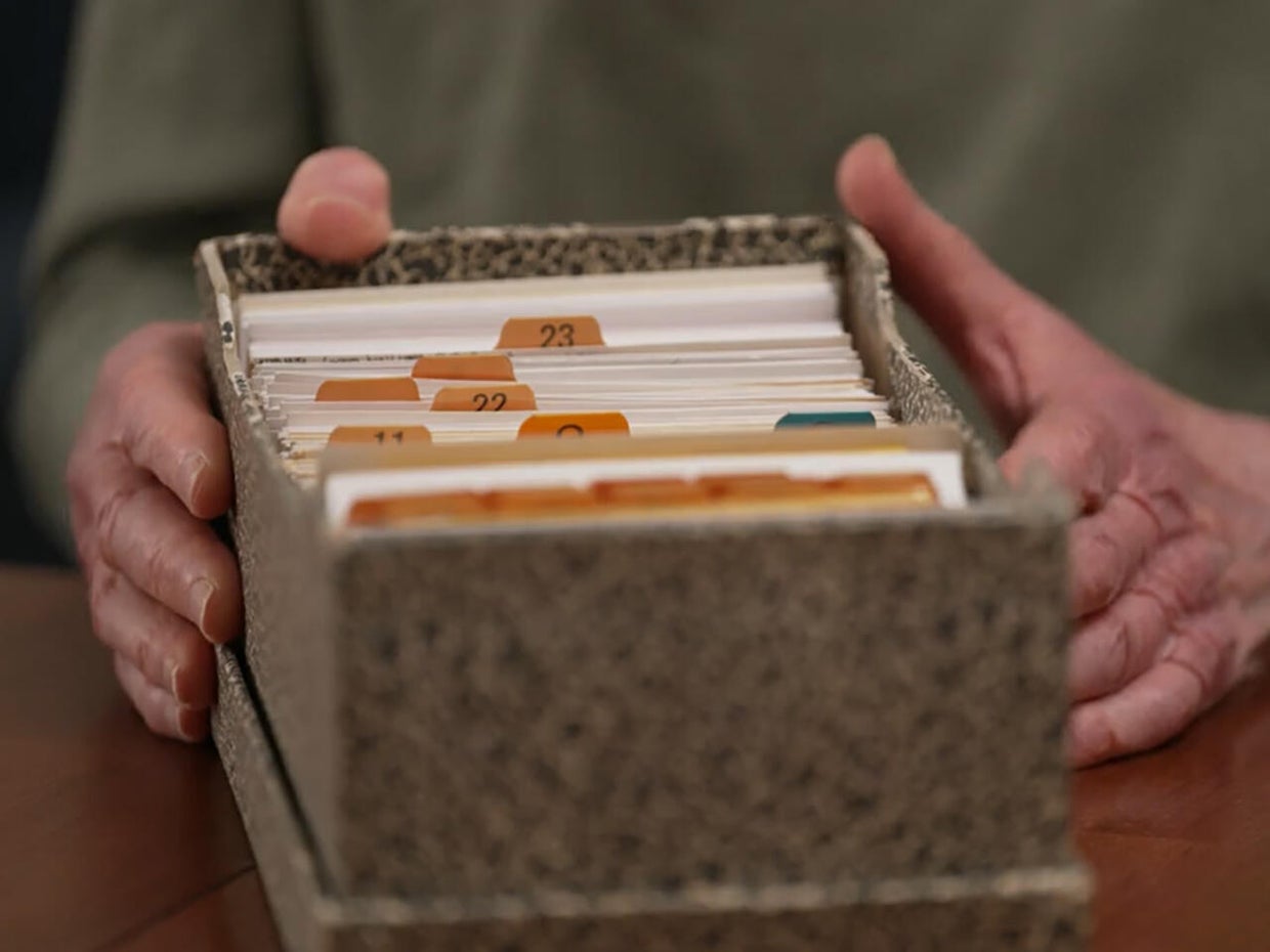 Anne Tyler on a writer's "selfish motive" to explore other lives - CBS News