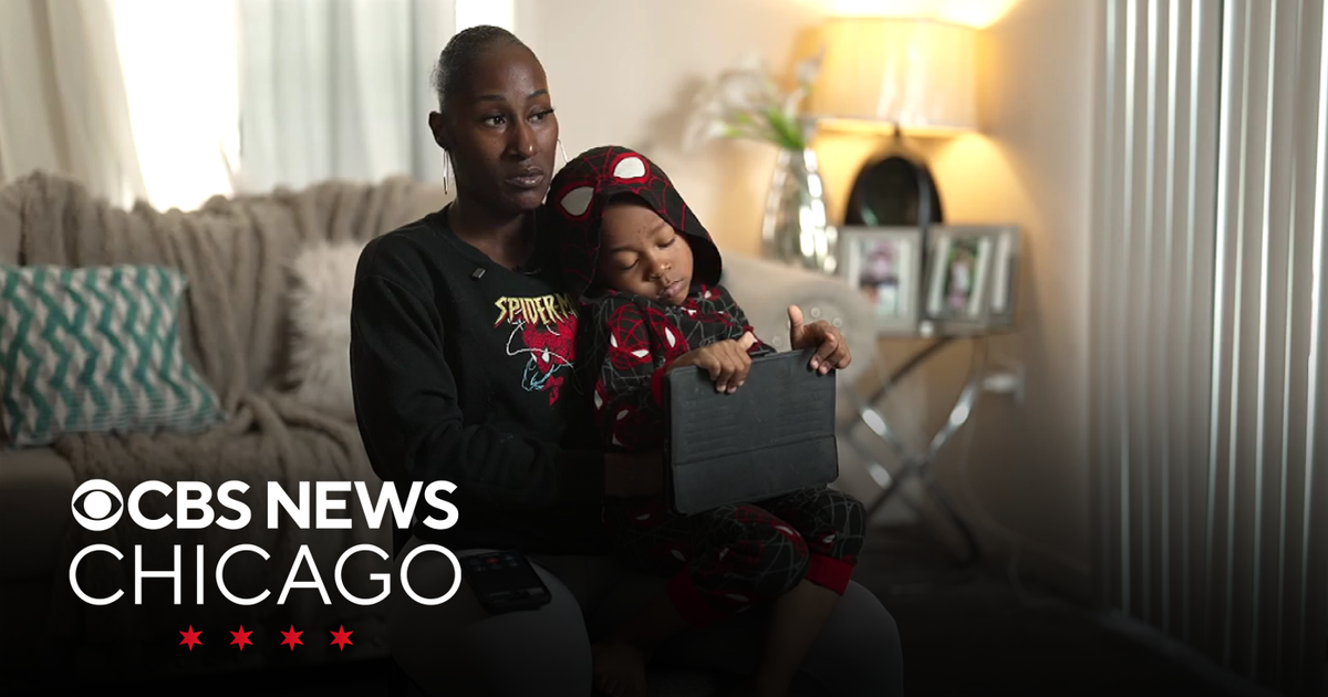 Mother says unsafe unit played role in 4-year-old son's fall out window ...