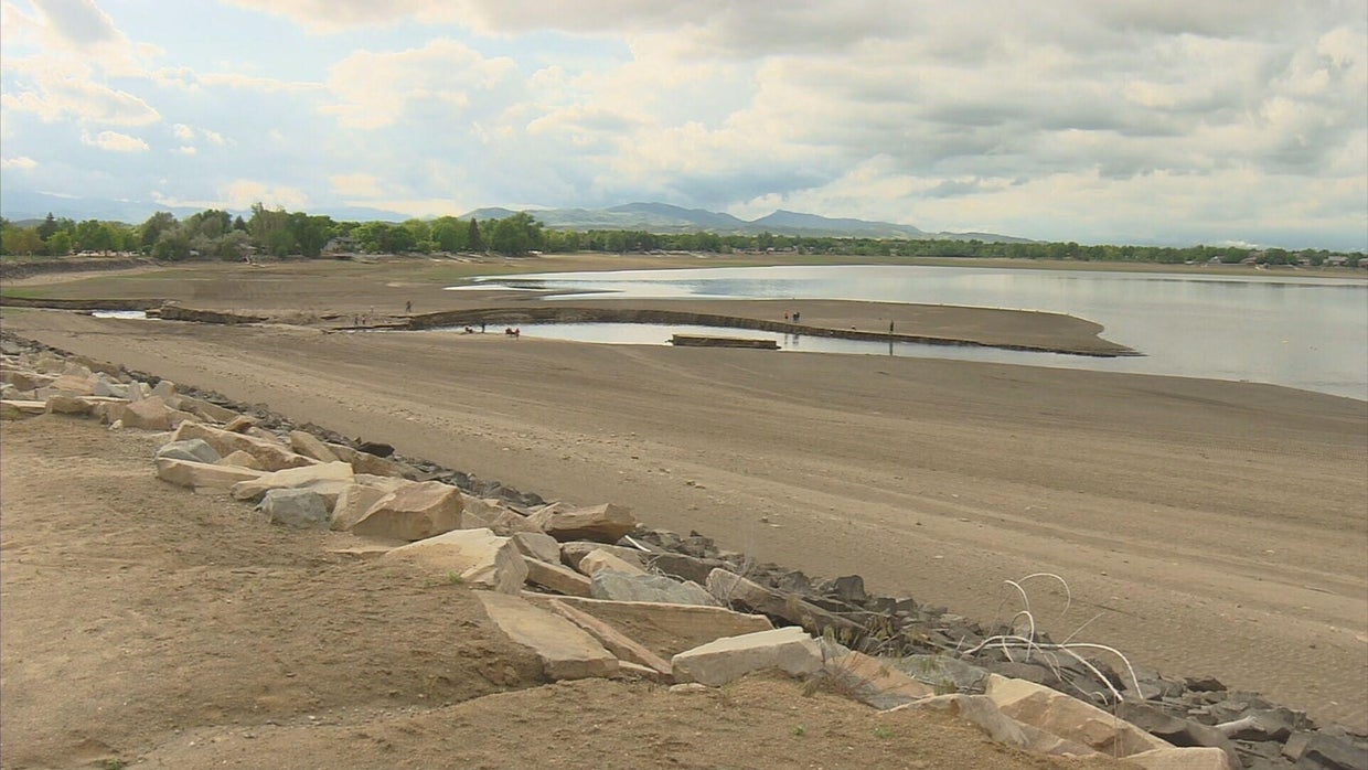 Plummeting water levels lead to fish kills at Northern Colorado lake ...