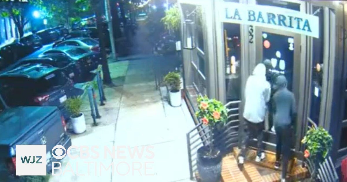 Video shows thieves breaking into Baltimore restaurant, causing damage ...