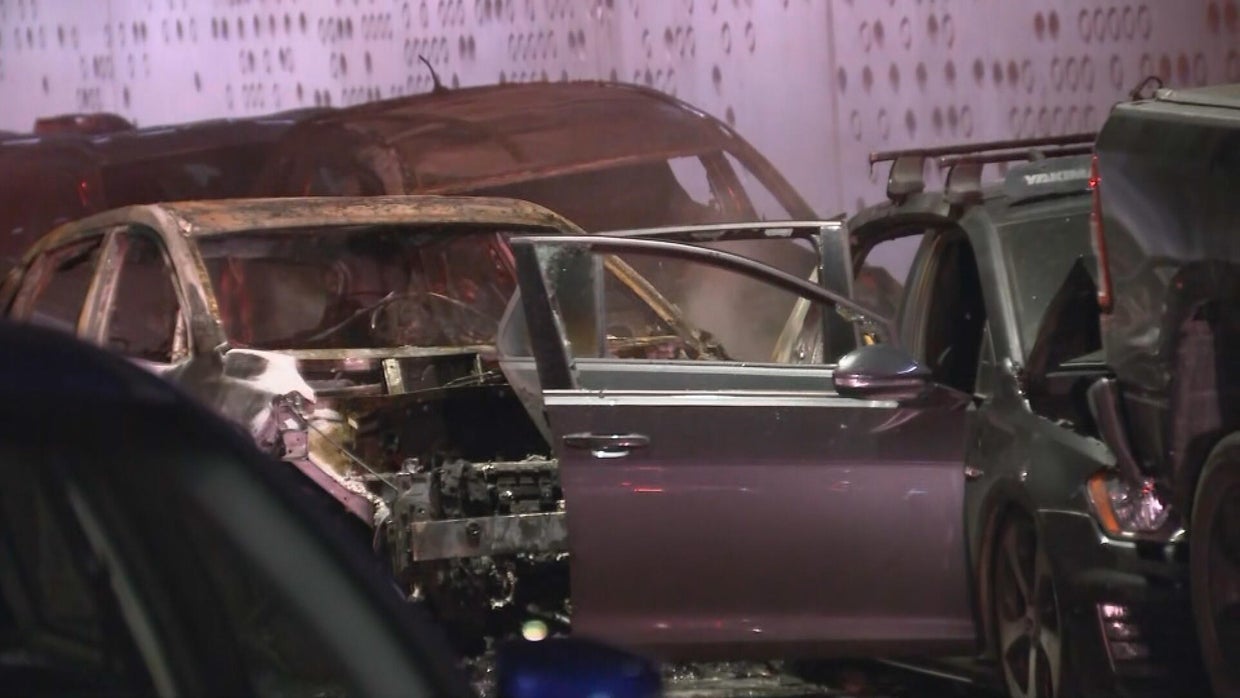 Uber driver dead after fiery crash under I-95 overpass in Philadelphia ...