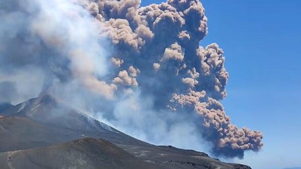 Mount Etna news - Today’s latest updates - CBS News