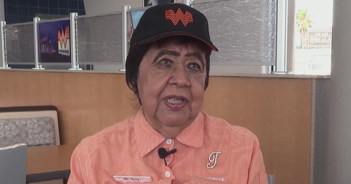 Meet the Texas Whataburger employee greeting customers with a smile for ...