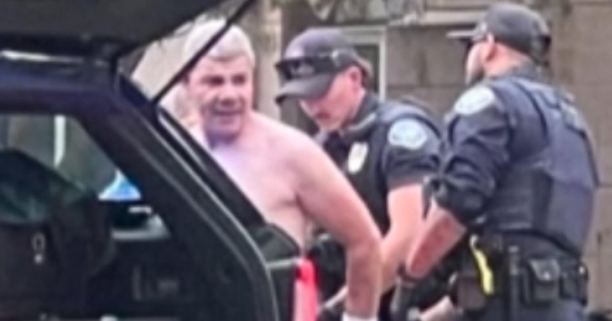 Boulder attack suspect plotted attack, tried to buy gun, court ...