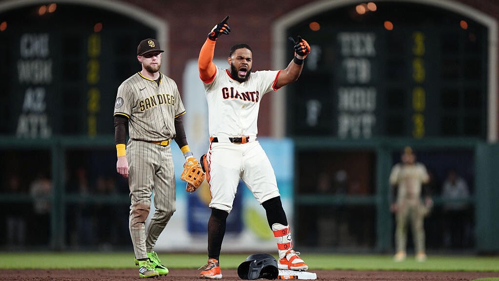 Heliot Ramos, Giants rally from 5-run deficit to defeat Padres - CBS ...
