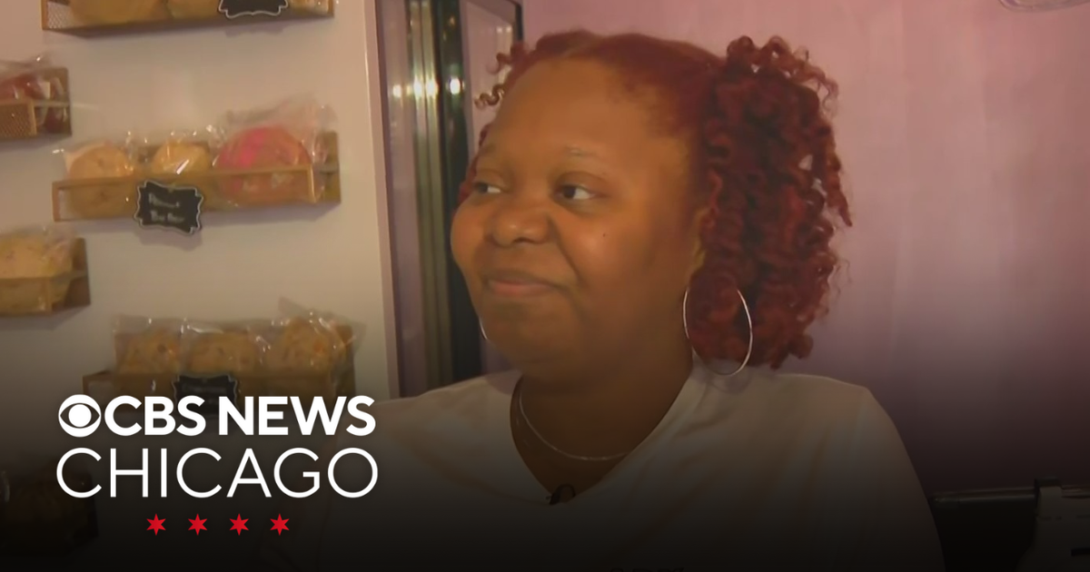 Exploring the Berwyn shops - CBS Chicago
